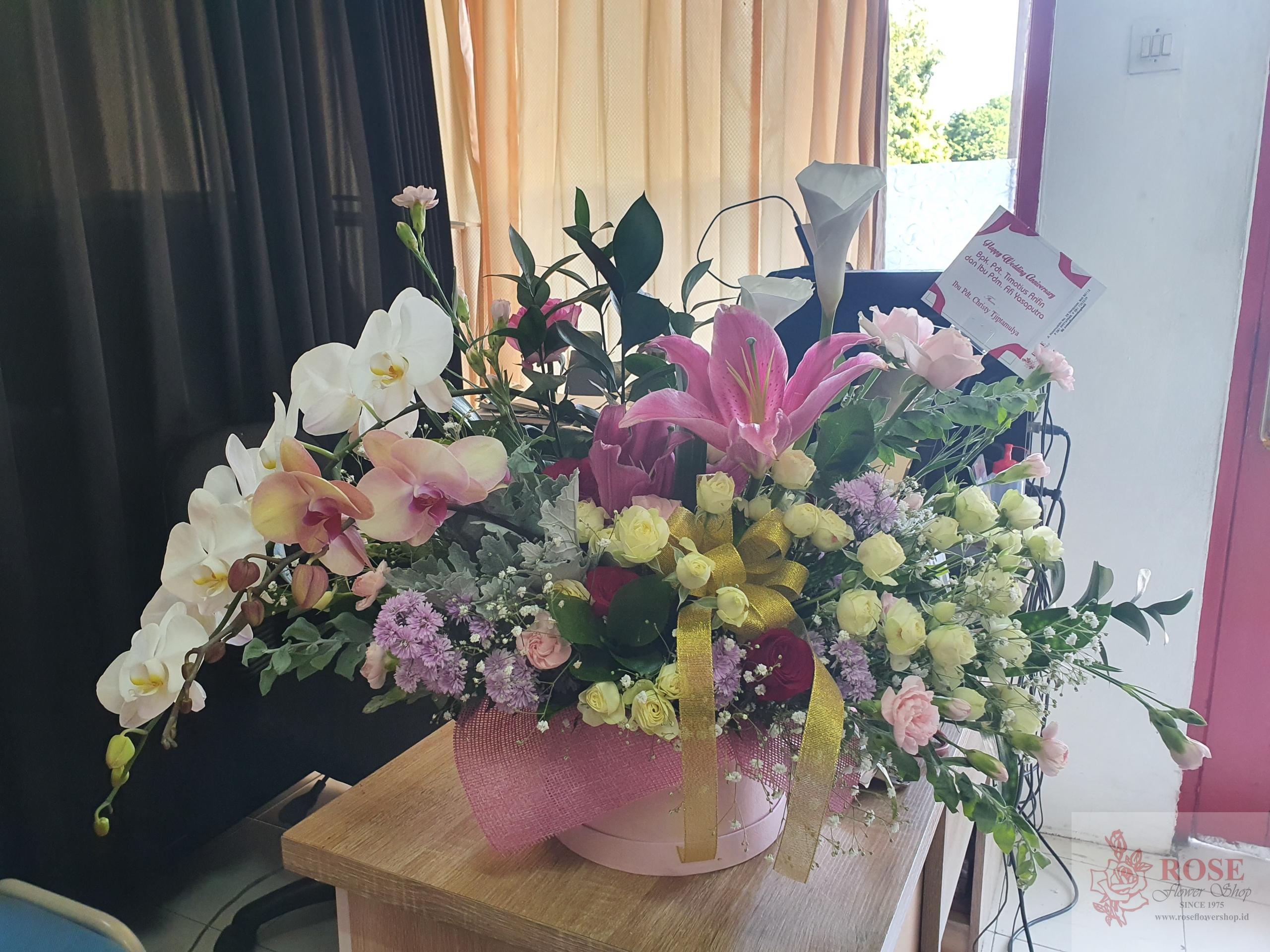 Flower Bouquet Anggrek Bulan Baby Rose Import Mix | Rose Flower Shop ...